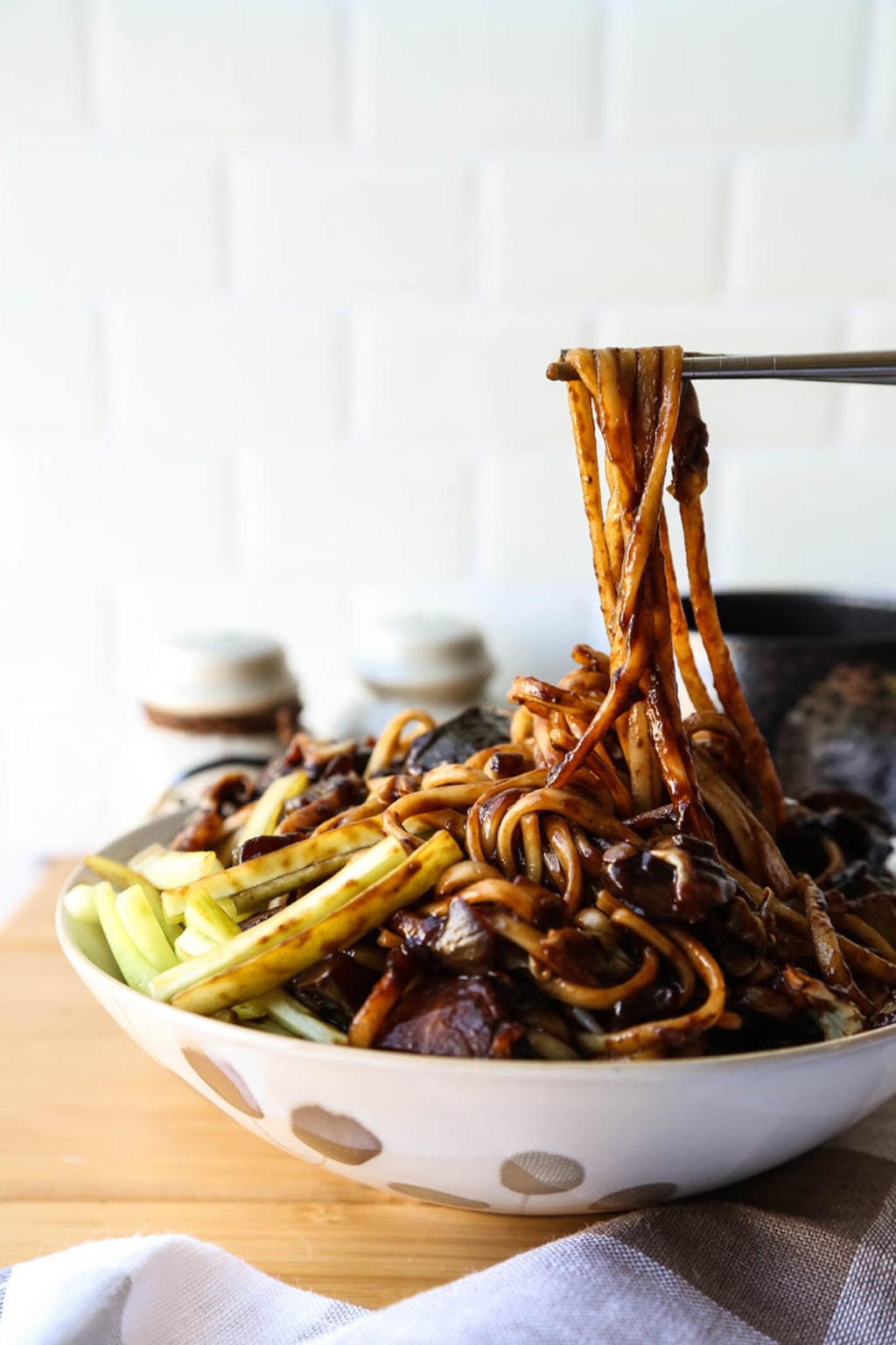 Jajangmyeon (Korean Black Bean Sauce Noodles) | Pickled Plum