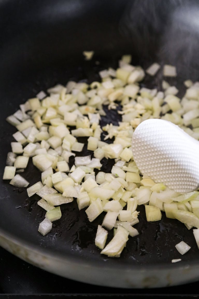 Rose Tteokbokki (Creamy and Spicy Korean Rice Cakes) | Pickled Plum
